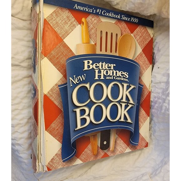 Better Homes And Gardens | Kitchen | Better Homes Gardens New Cookbook ...